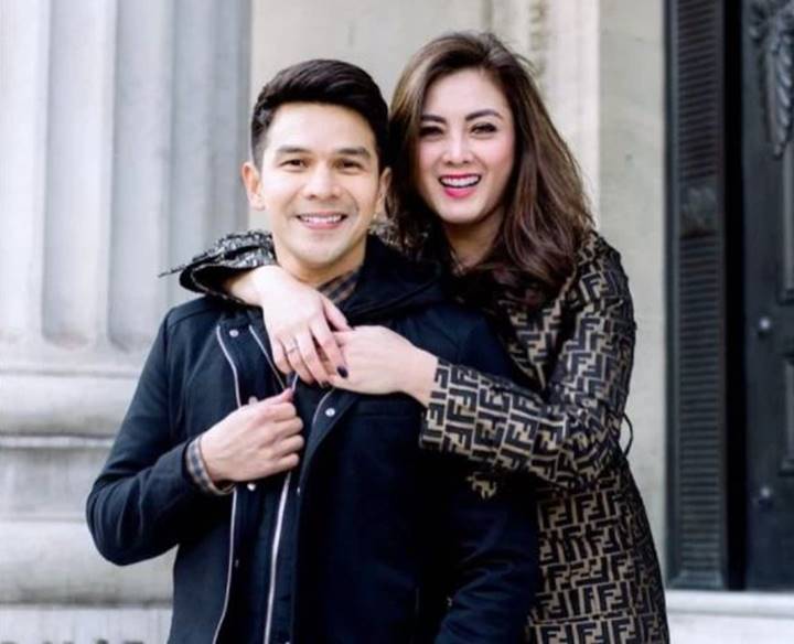 Tenang Hingga Penuh Drama, 9 Perceraian Artis Ini Paling Jadi Buah Bibir