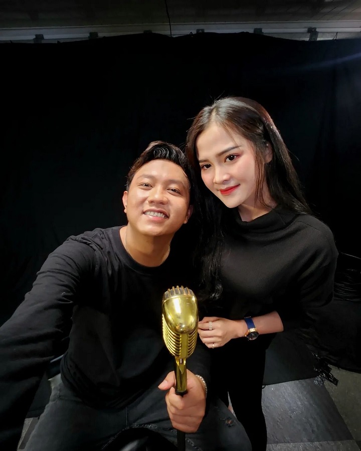 Bukan Happy Asmara, Intip 7 Potret Denny Caknan dengan Bella Bonita Yang Diduga Pacar Baru