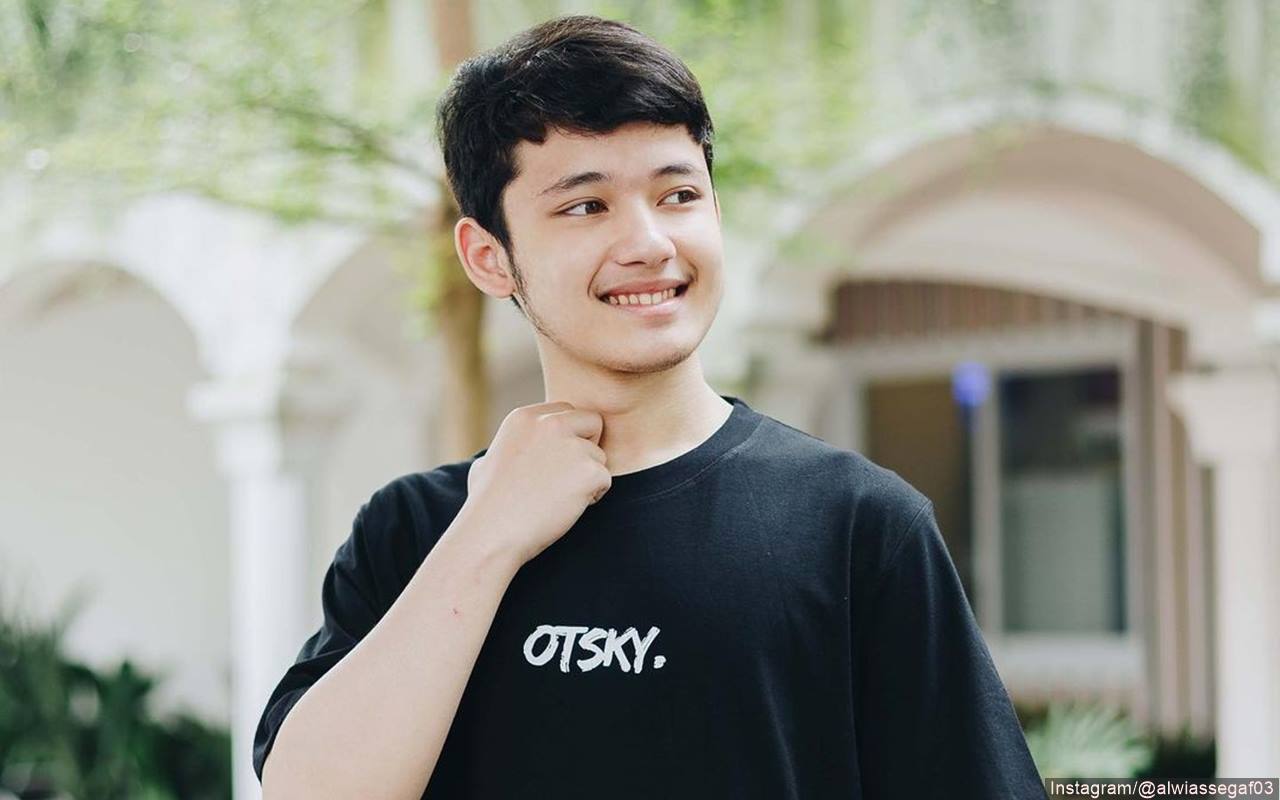 Tak Pernah Bercita-cita Jadi Artis, Alwi Assegaf Malu-malu Sebutkan ...