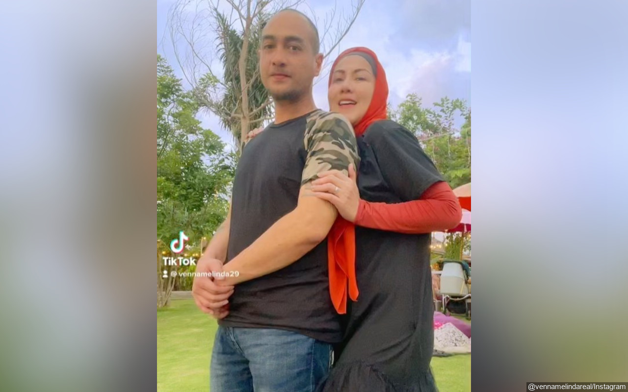 Venna Melinda Diduga Korban KDRT Ferry Irawan, Rumor Histeris di Kamar Hotel Mencuat