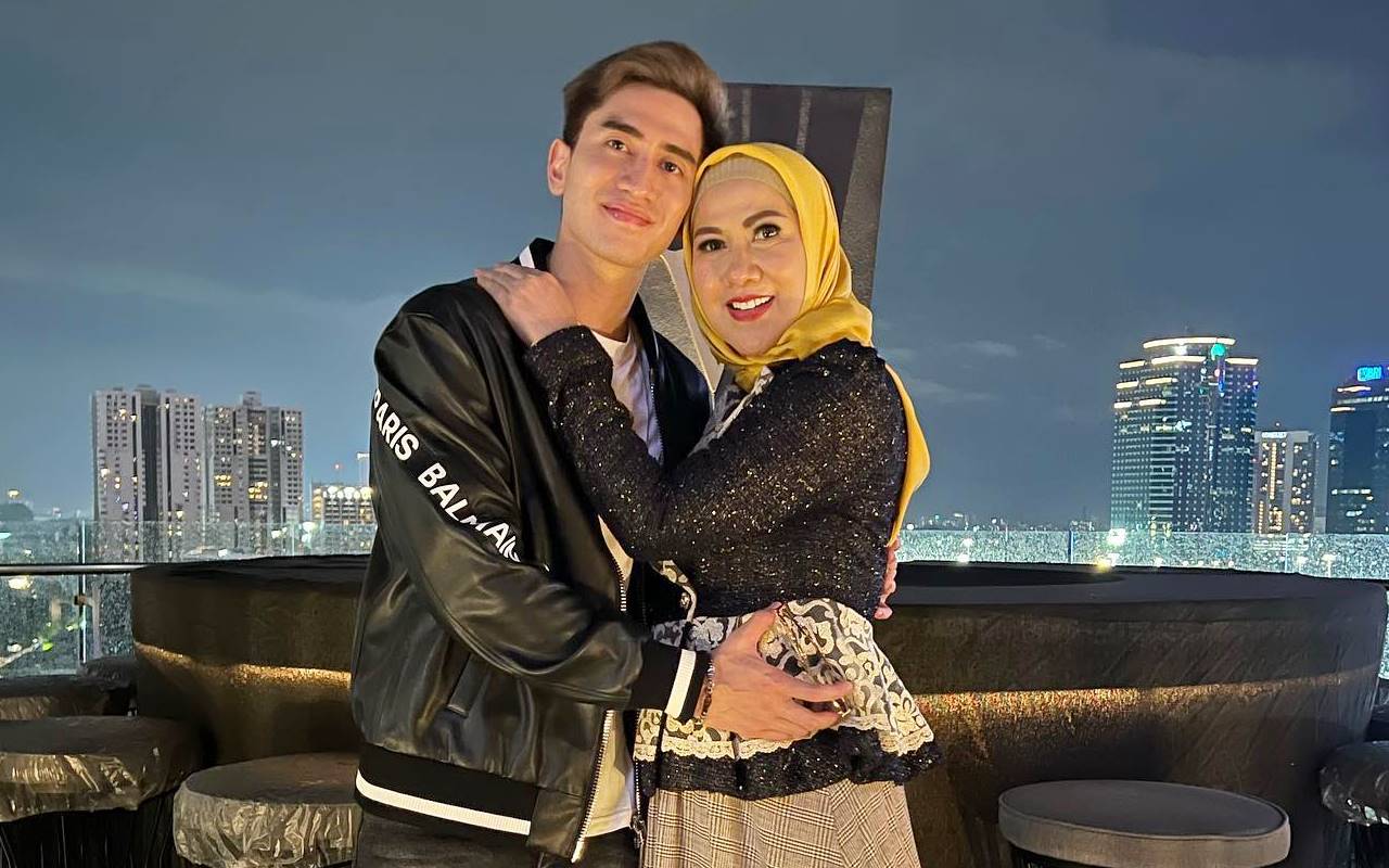 Verrell Bramasta Perdana Buka Suara Usai Venna Melinda Sang Ibu Alami KDRT