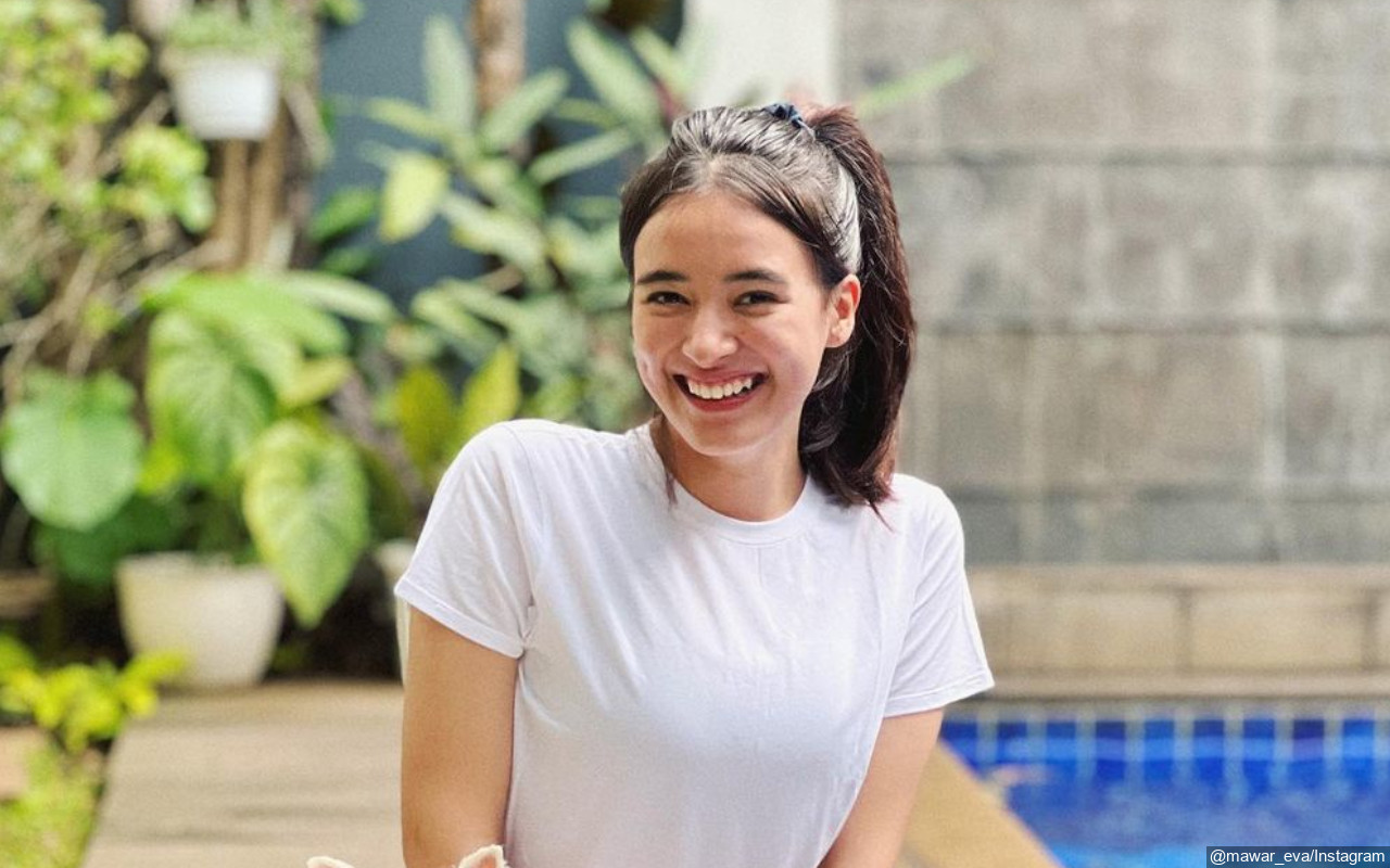 Pengalaman Pertama, Mawar Eva de Jongh Jadi Penyanyi Rocker