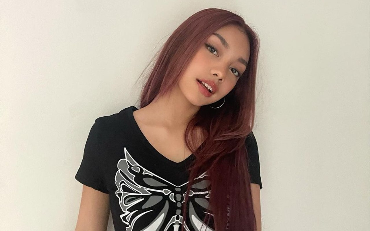 Naura Eks Devano Seksi Pakai Dress Kemben, Vibesnya Bak Member ITZY