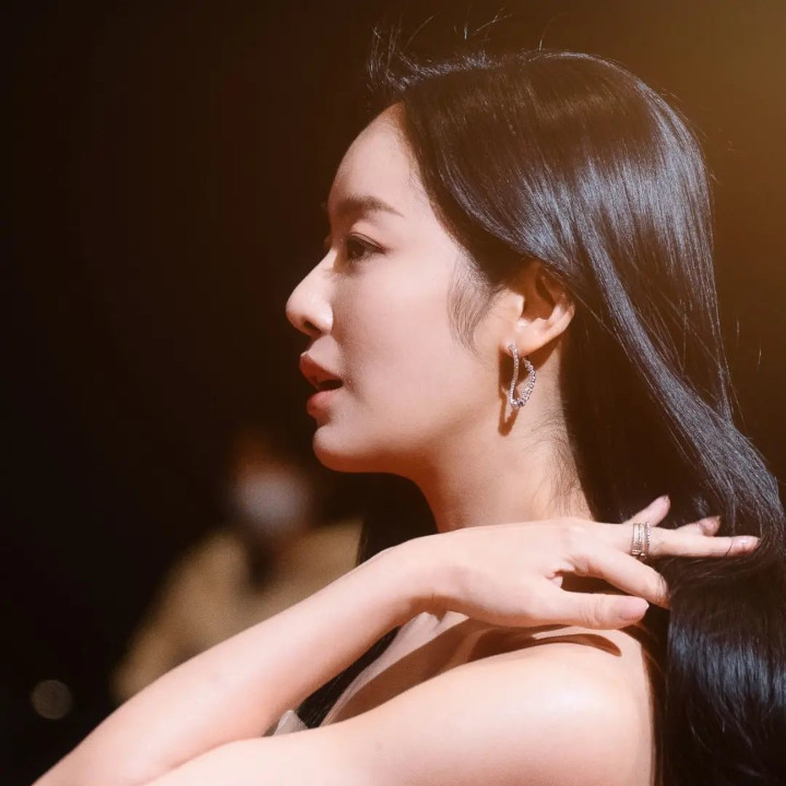 Side Profile Luar Biasa