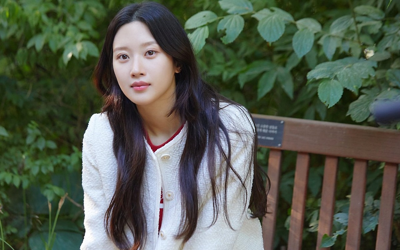 Moon Ga Young Manyun di Pinggir Pantai Direspons Panas Fans 'The ...