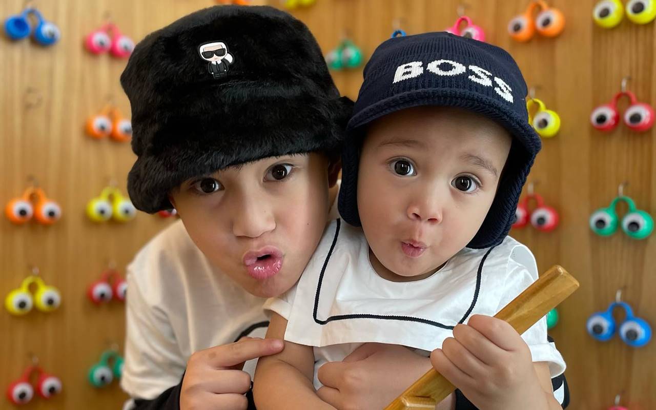 Beda Dari Rayyanza Cipung, Rafathar Tak Mau Foto Bareng Penggemar