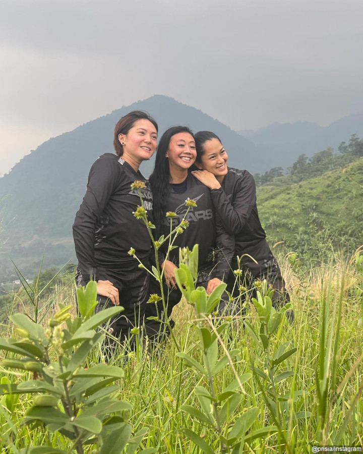 Al Ghazali Taklukkan Semeru, 10 Seleb Ini Berjiwa Petualang Hobi ...