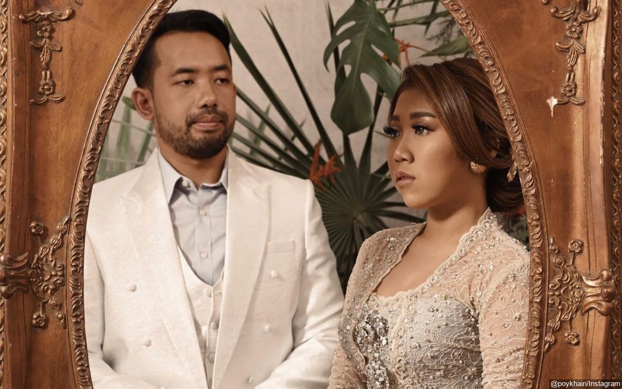 Makna Mendalam Busana Merak Kiky Saputri dan Khairi di Momen Akad Nikah