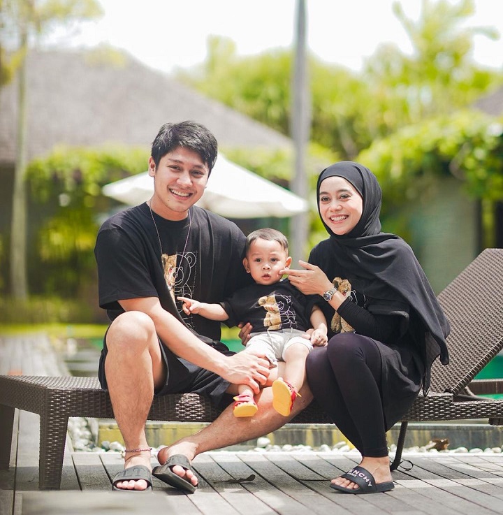 Lesti Andryani dan Rizky Billar