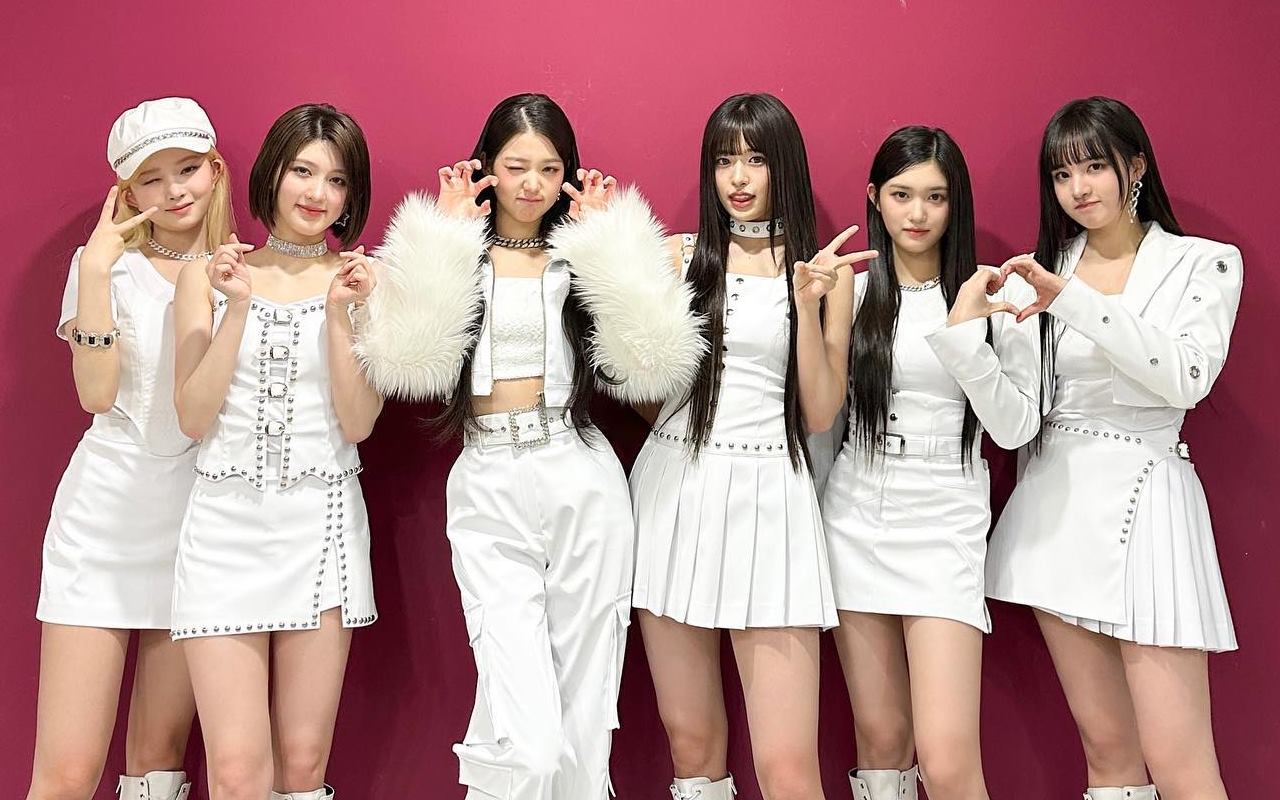 Outfit Panggung IVE Dibilang Monoton