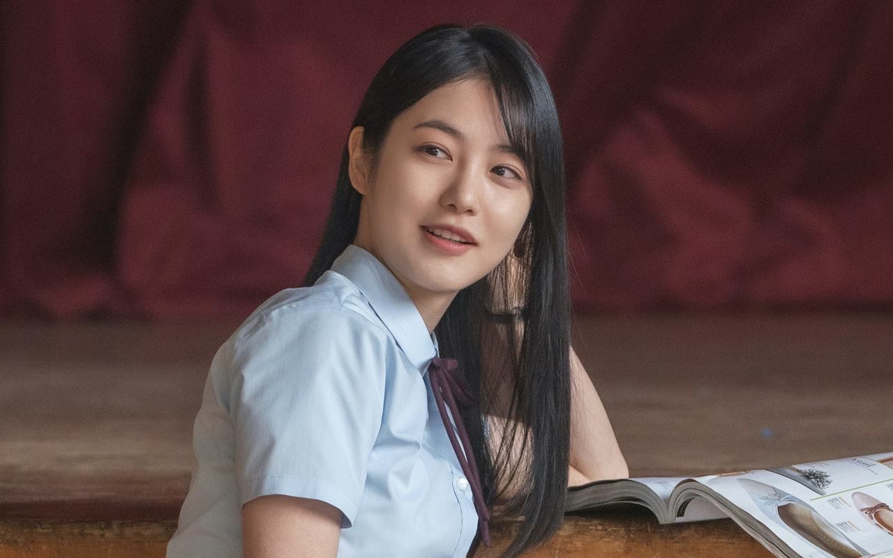 Shin Ye Eun Dimarahi Warga Saat Syuting The Glory