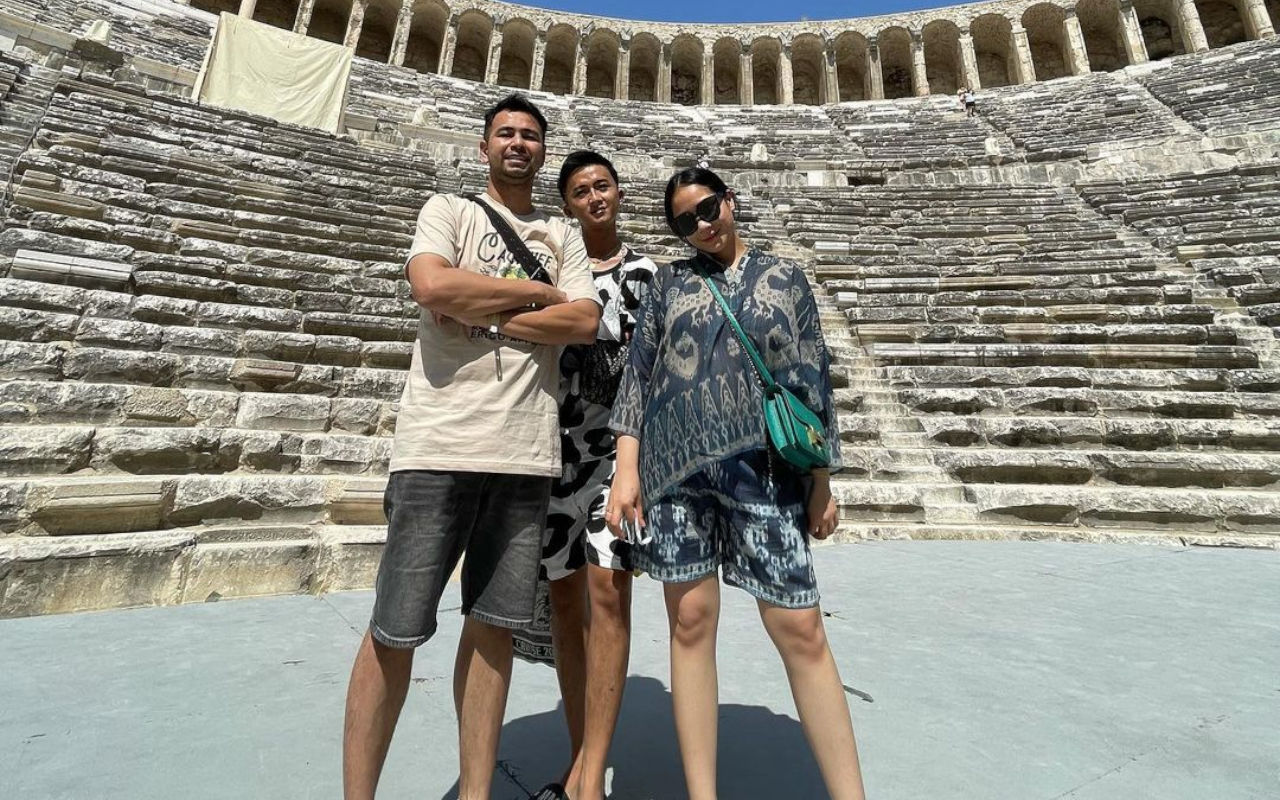 Sensen Asisten Raffi Skakmat Dalang Isu Selingkuh Mimi Bayuh, Isu ...