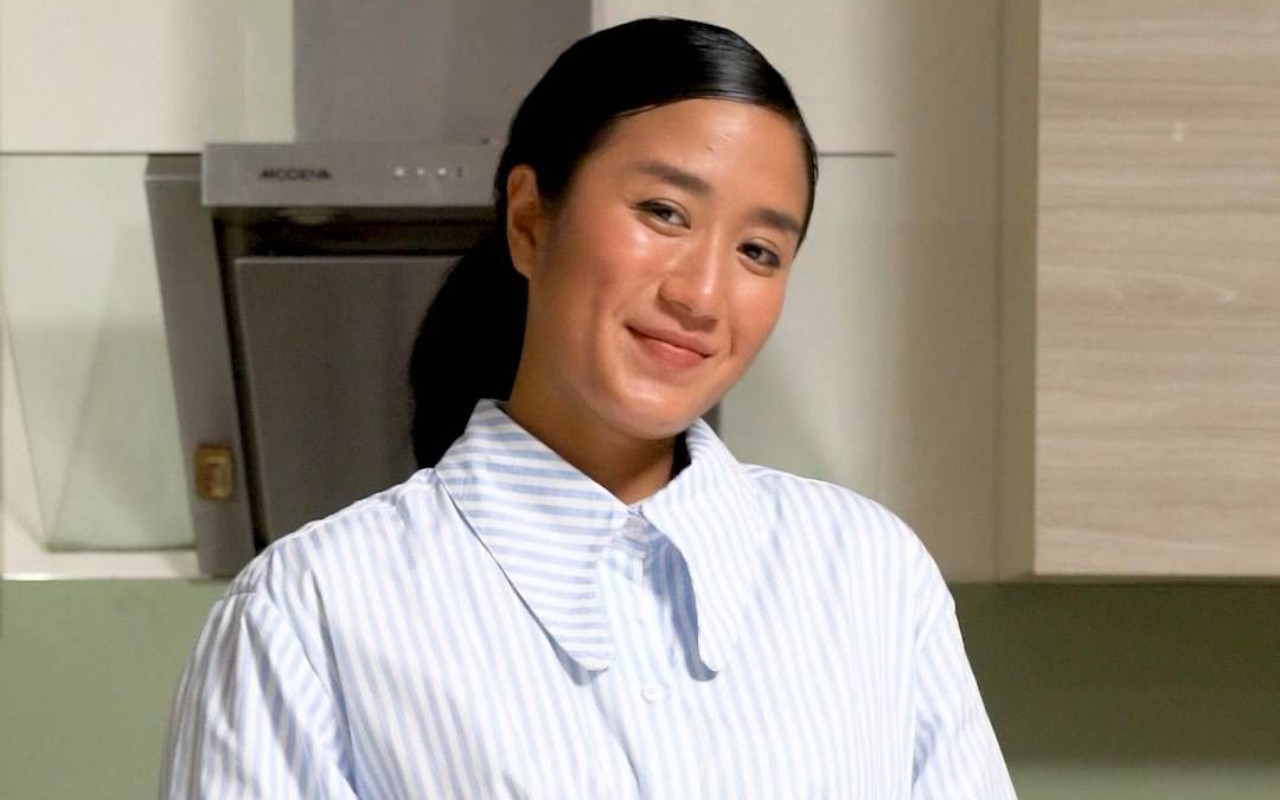 Usai Cantik Ala Princess, Chef Renata Moeloek Kocak Pakai Helm Kegedean ...