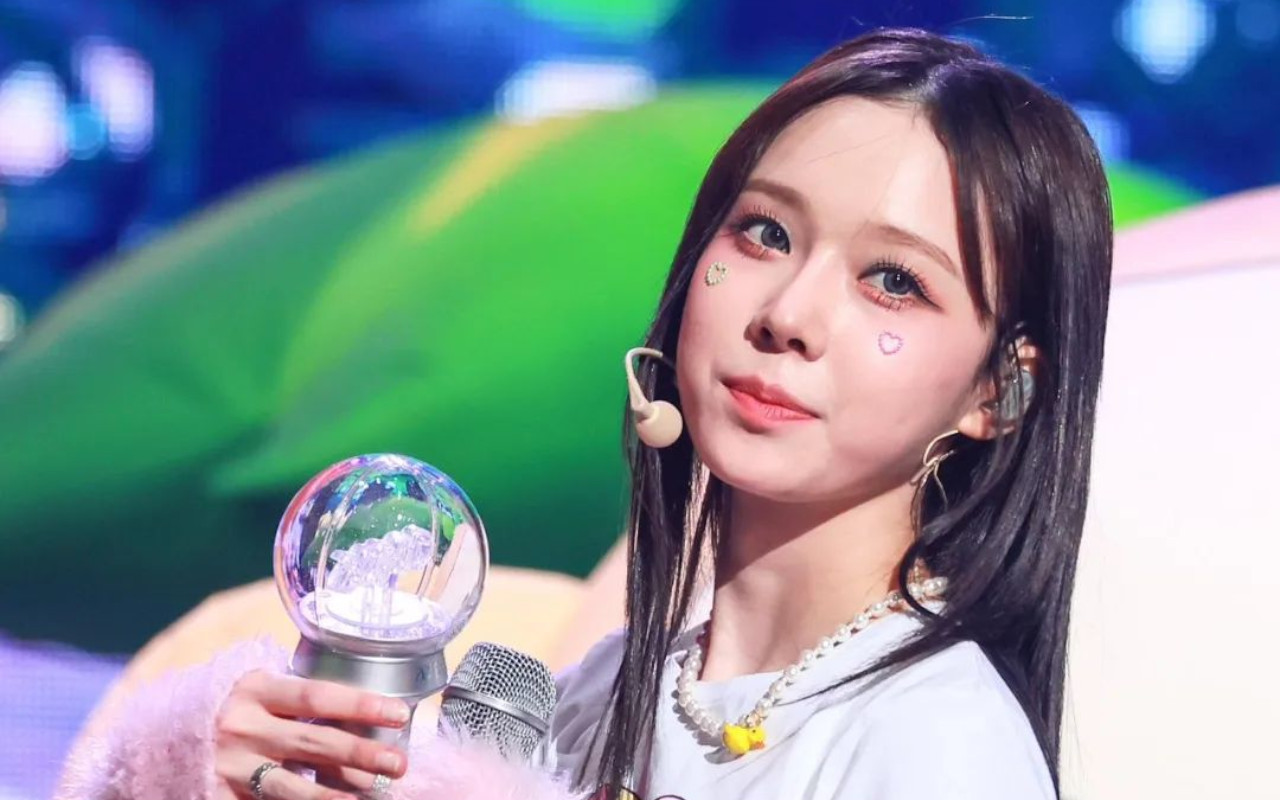 Gempar, Winter aespa Tampil Dewasa di Debut Solo sebagai Model Cover Vogue Korea