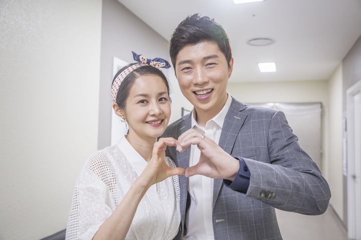 Ham So Won Minta Cerai Dari Jin Hua, Intip 7 Artis Korea Yang Nikah ...