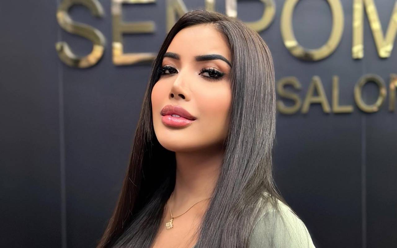 Millen Cyrus Pamer Foto Seksi di Bulan Puasa, Body Goals Ala Model ...