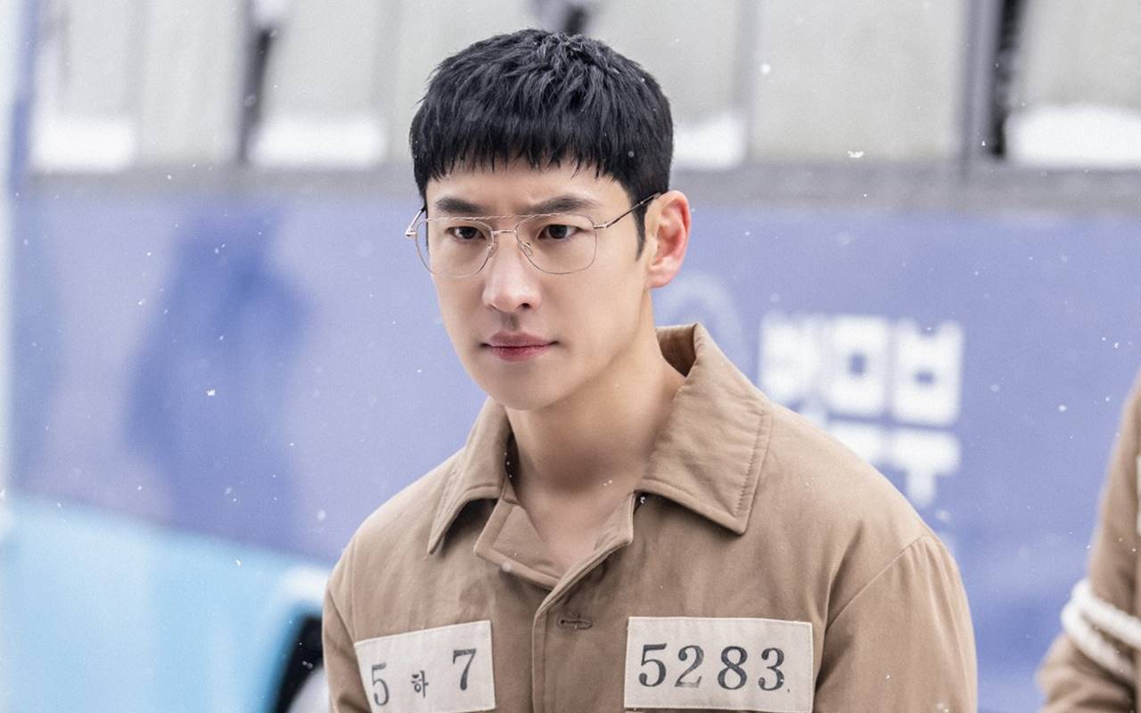 Jelang Tamat, Lee Je Hoon Spill Keinginan Untuk 'Taxi Driver' Season 3
