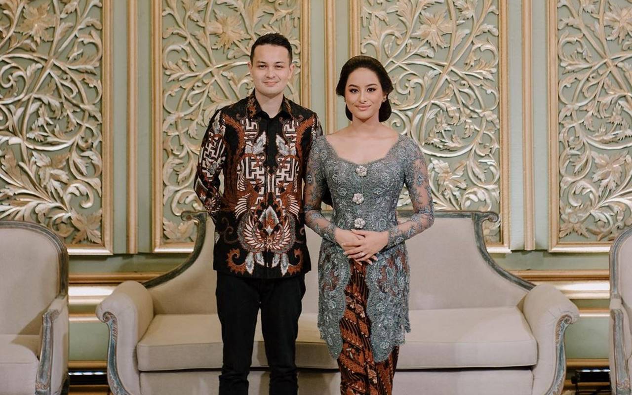 Perdana Foto Berdua di Lebaran, Tatapan Suami ke Adik Maudy Ayunda ...
