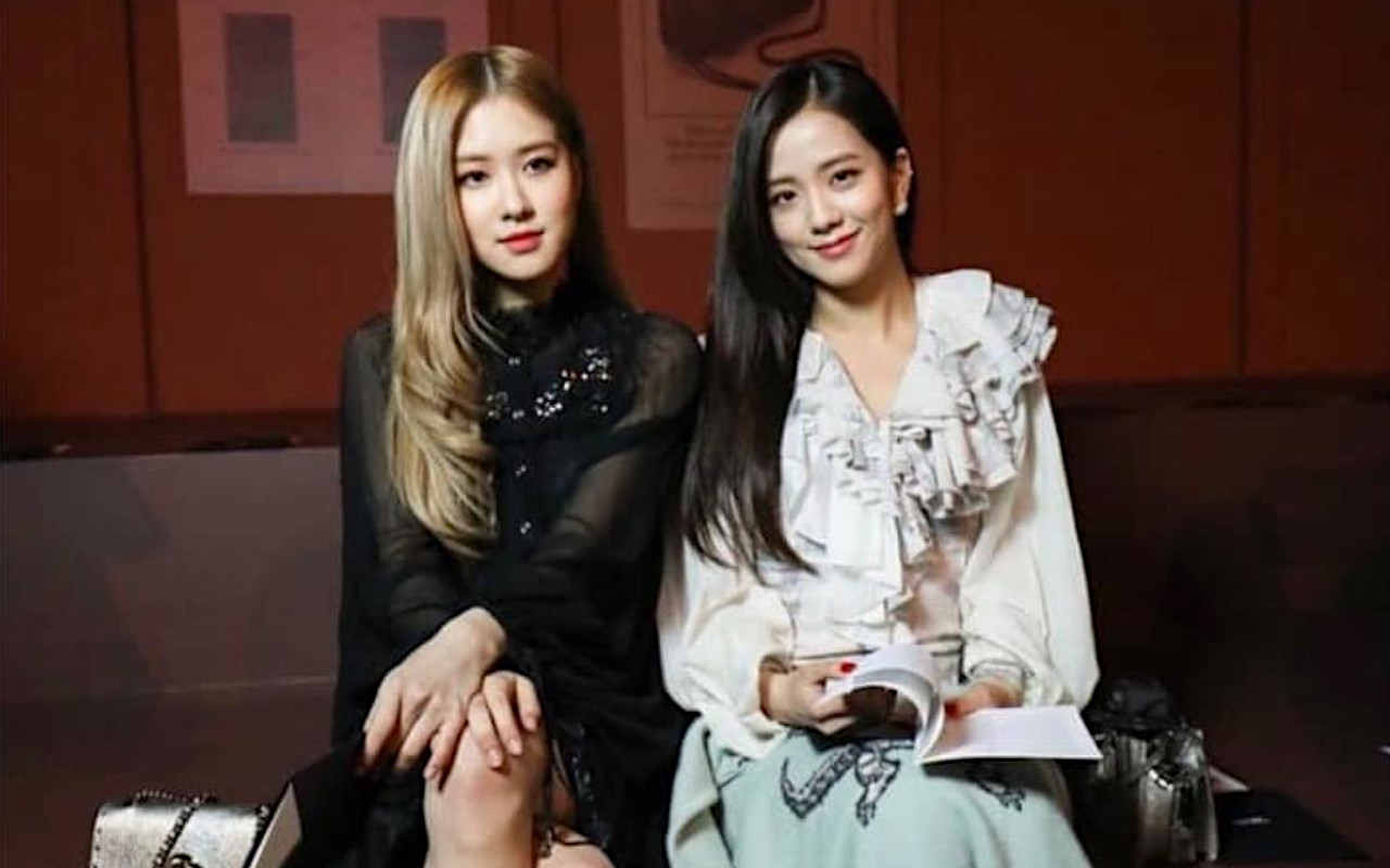 Khawatirkan Jisoo, Rose BLACKPINK Bawakan Camilan Korea Lokasi Syuting 'Flower'