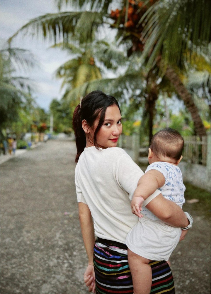 'Menggendong Bayi Gede'