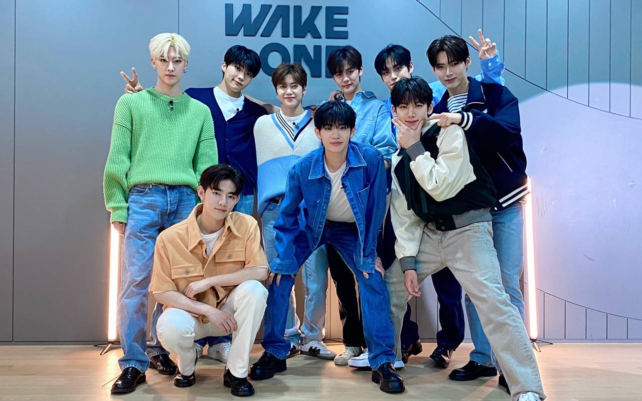 Grup 'Boys Planet' ZEROBASEONE Tampil Ala Senior Kampus di Profil Baru