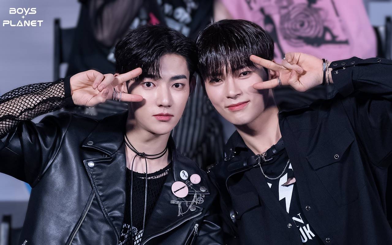 Sung Han Bin Diumumkan Leader ZEROBASEONE, Ekspresi Zhang Hao Bikin Salfok