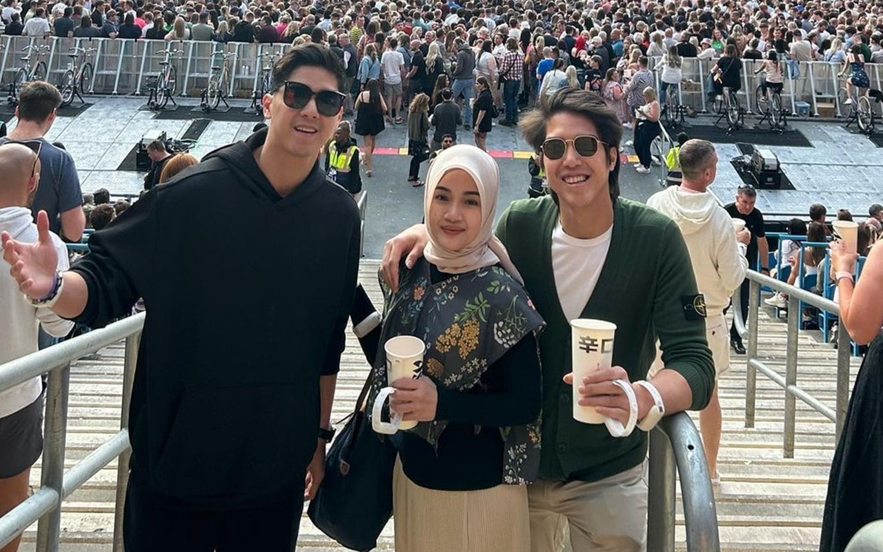 Bareng Sepupu Cantik, Al Ghazali dan El Rumi Nangis Nonton Konser ...