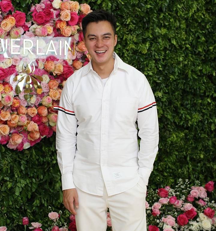 Baim Wong Karena Harus Jaga Paula Verhoeven, Ini 7 Artis Yang Pernah Batal Naik Haji