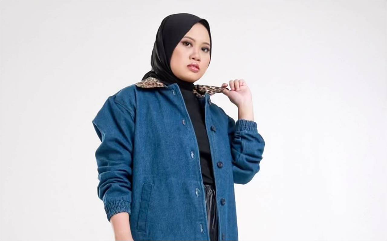 Komika Musdalifah Lahirkan Bayi Kembar, 1 Putranya Meninggal Dunia ...