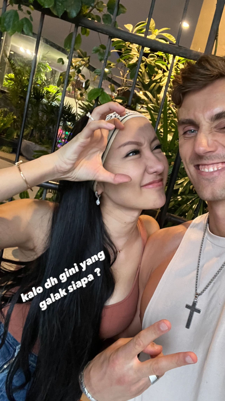 Sudah Dilamar, Intip 9 Potret Lucinta Luna dengan Kekasih Bule
