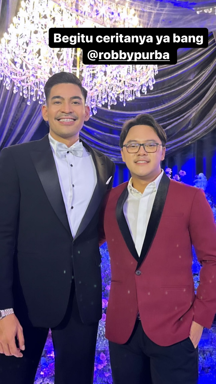 Bak Award, Intip Gaya Ayu Ting Ting dan 9 Artis Ini di Resepsi Kevin ...