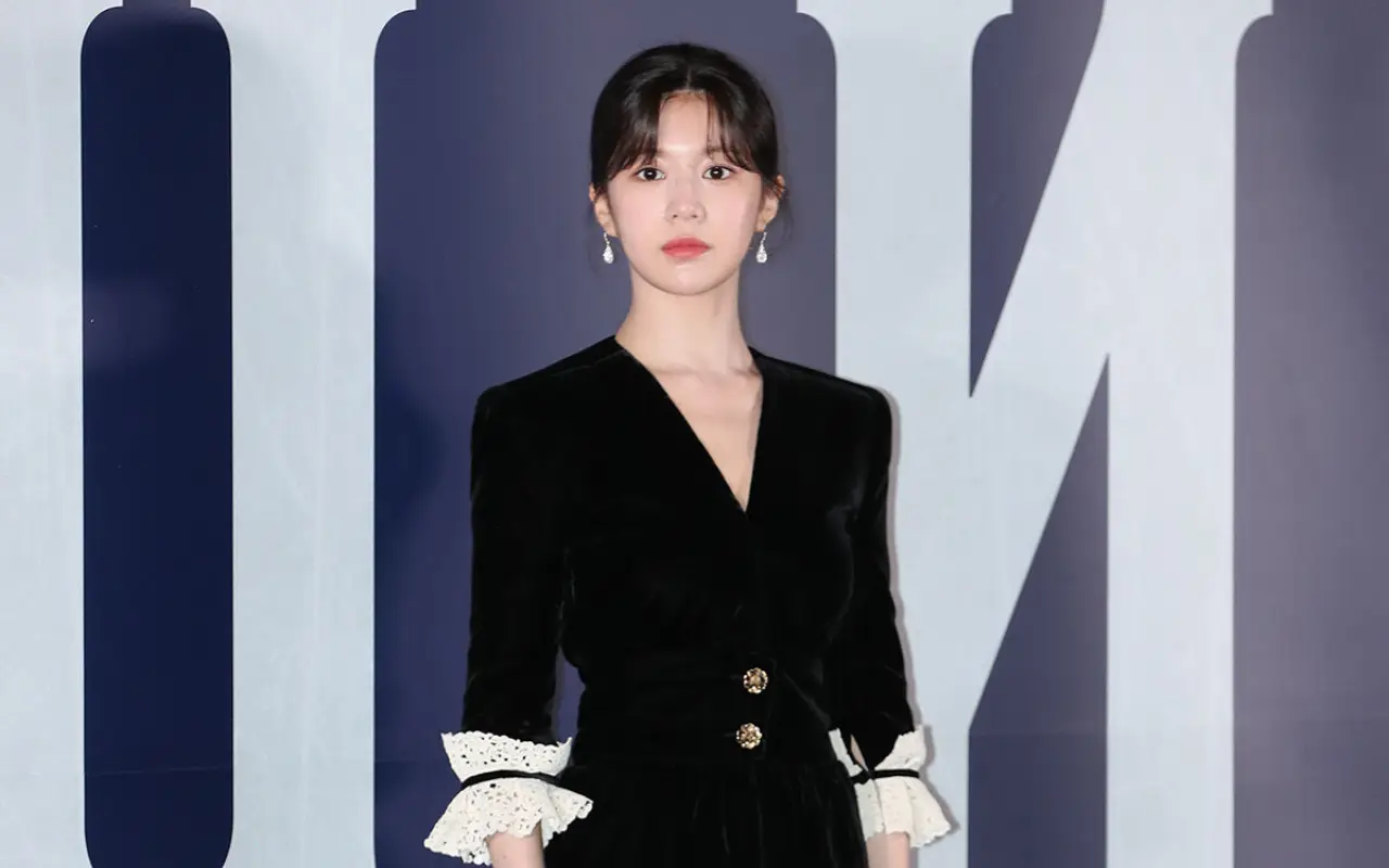 Totalitas, Akting Go Yoon Jung untuk 'Moving' Dipuji Aktor sampai Sutradara