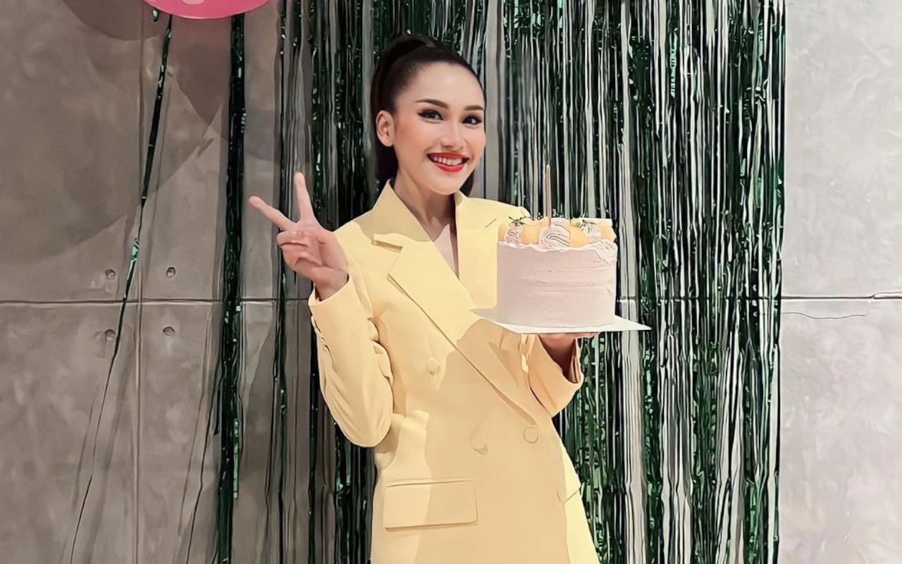 Bak Ultah Tanpa Henti, Ayu Ting Ting Kembali Dapat Kejutan