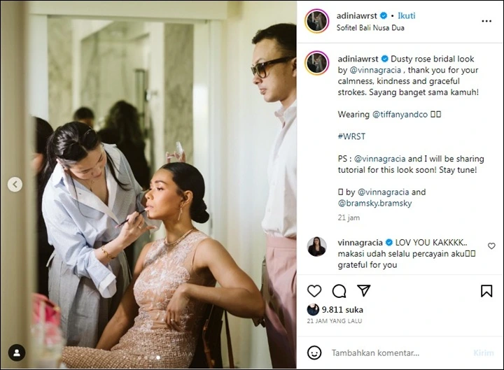 Tampil Serba Pink, Nicholas Saputra Curi Perhatian Nyempil di Postingan ...