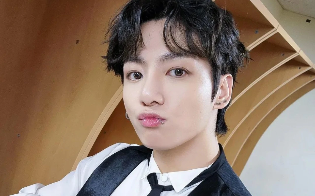 'Seven' Jungkook BTS Debut di Posisi Tinggi di MelOn dan Chart Musik ...