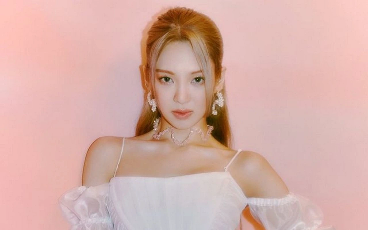 Hyoyeon SNSD Ungkap Alasan Masih Betah Tinggal Di Dorm Bareng Yuri