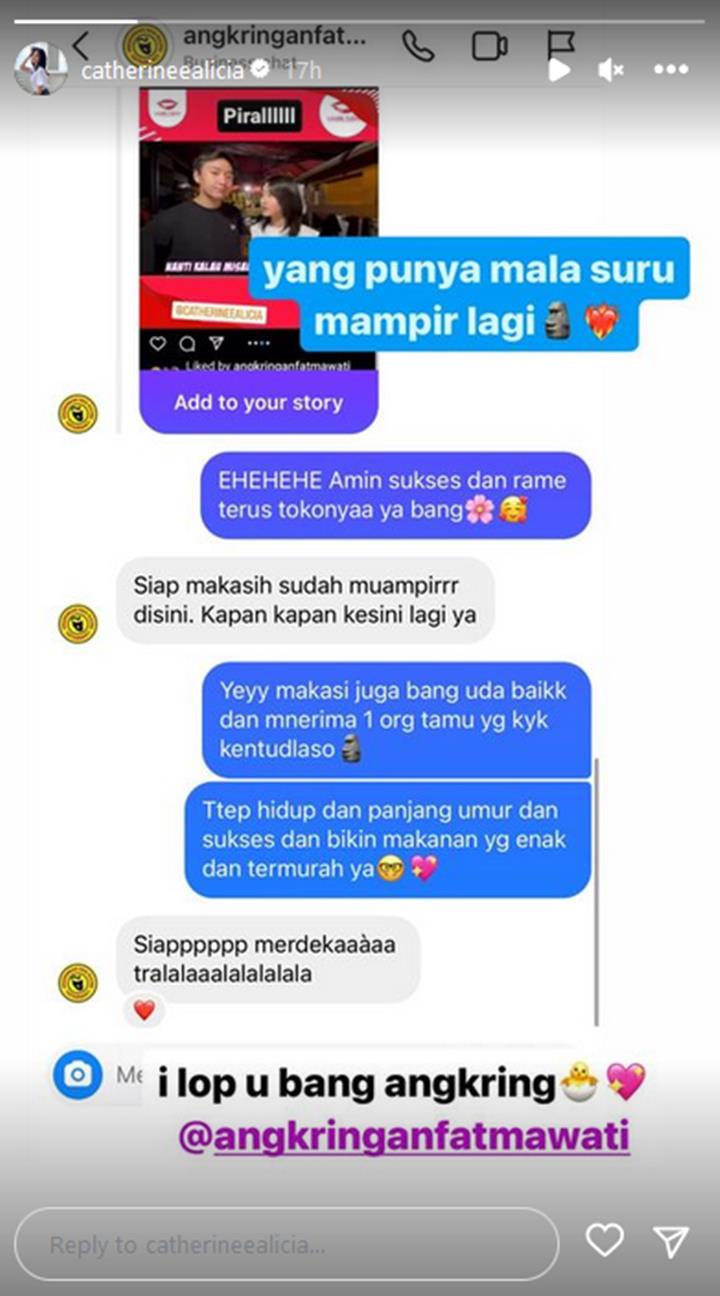 Adab Catheez Makan Di Angkringan Dikritik Usai Bilang Jijik, Reaksi ...