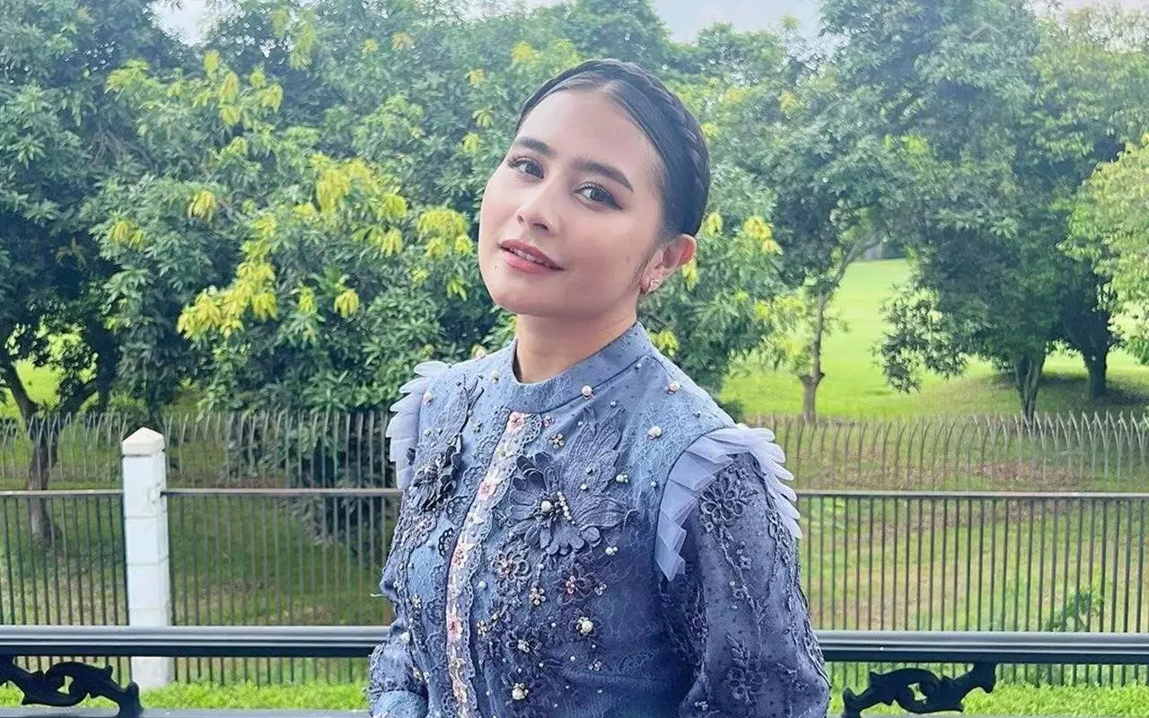Selain Pakai Gaun dari Limbah, Prilly Latuconsina Bakal Lakukan Aksi ...