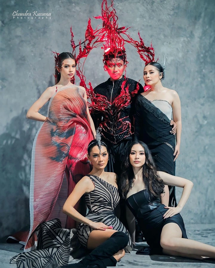 7 Adu Pesona Prilly Latuconsina-Yuki Kato dan Erika Carlina di JFC ...