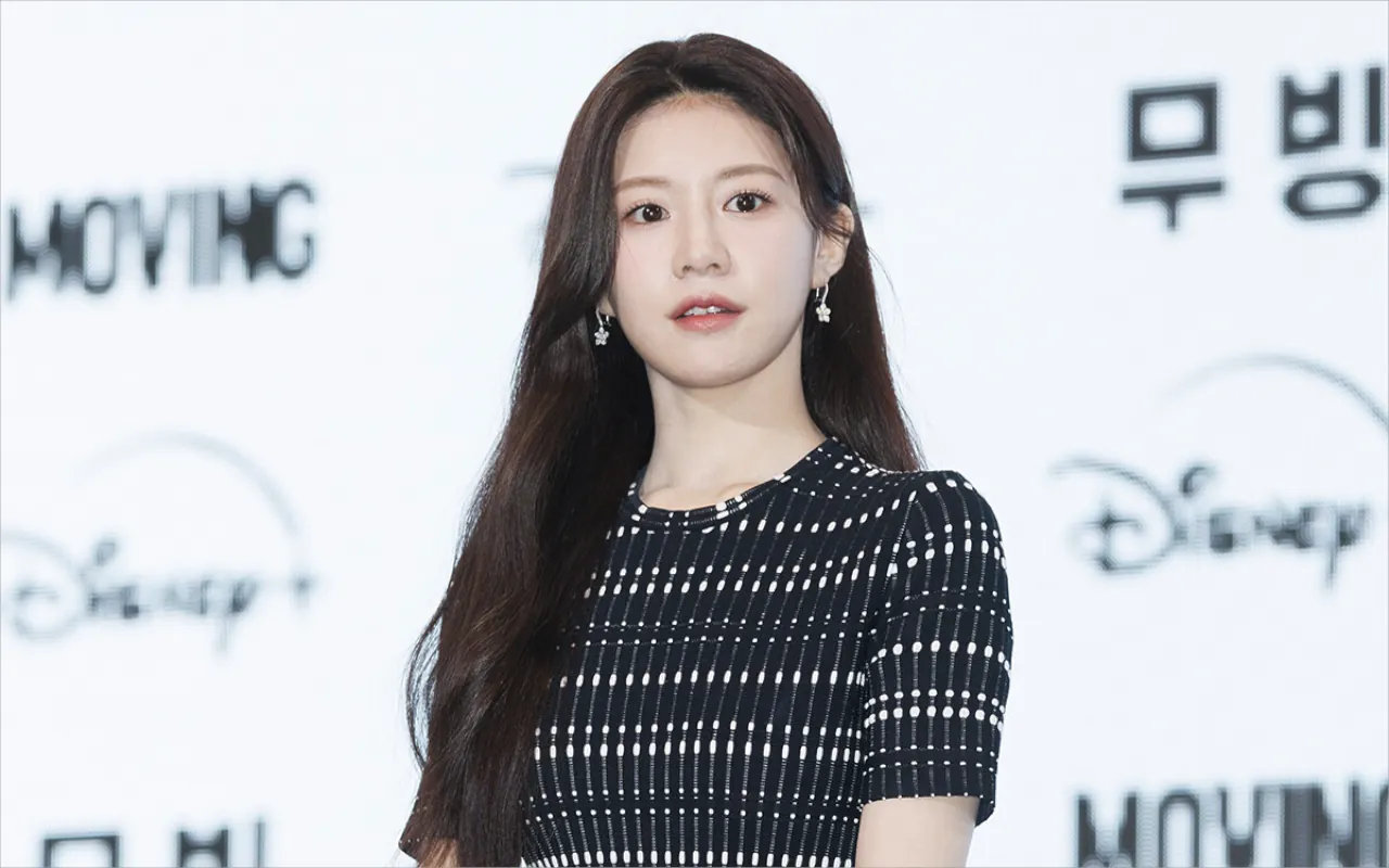 Beda Imej Go Yoon Jung di 'Moving' & 'Alchemy of Souls' Jadi Perbincangan