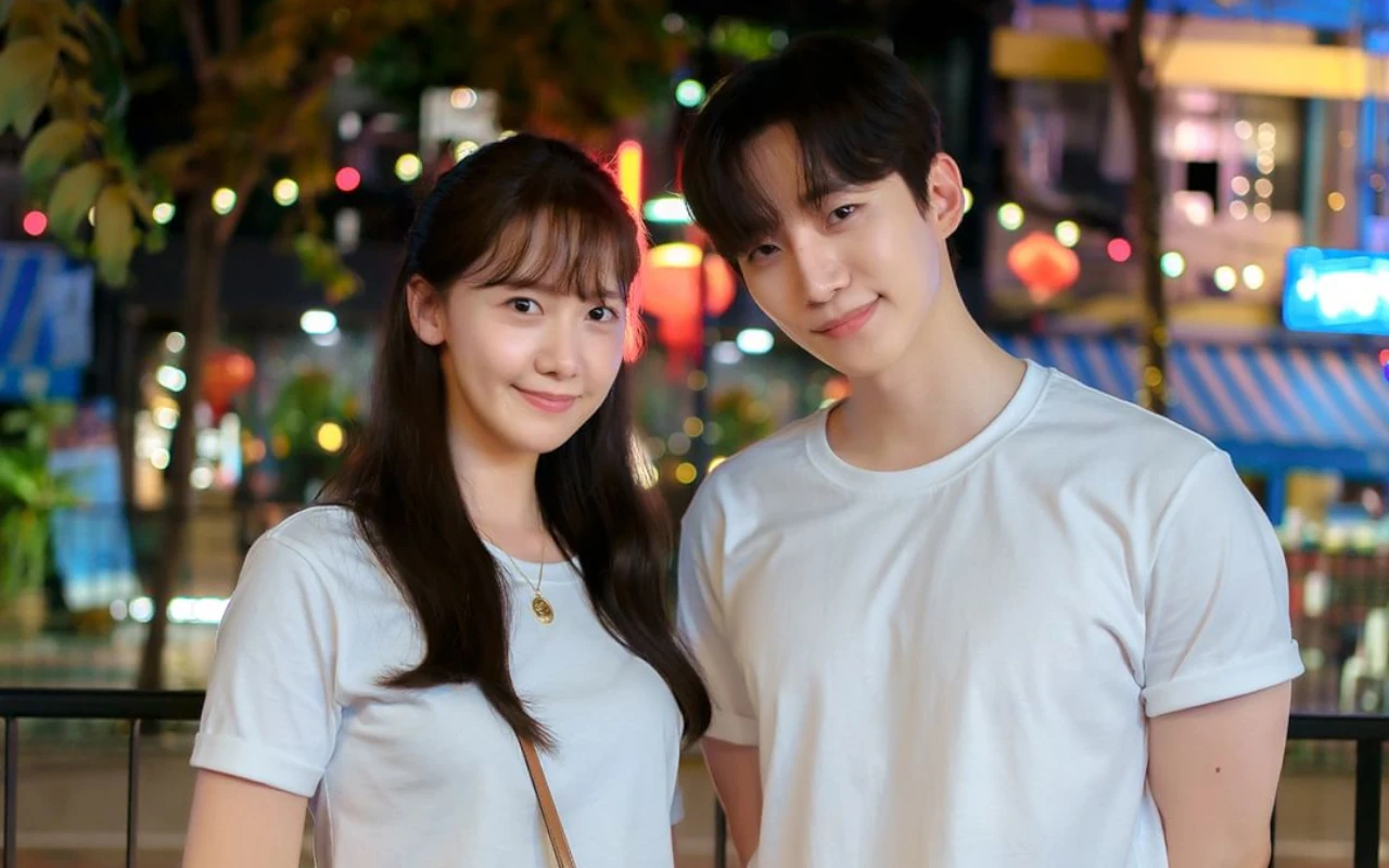 Junho 2PM & Yoona SNSD Beda Respons Soal Akhiri Syuting 'King the Land'