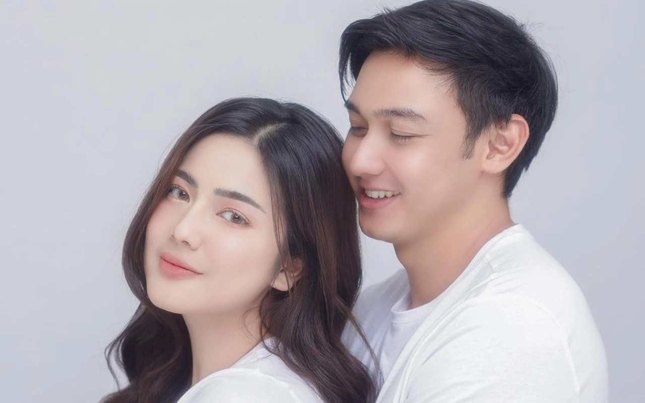 Felicya Angelista dan Caesar Hito Dapat Rekor MURI Usai Penjualan ...