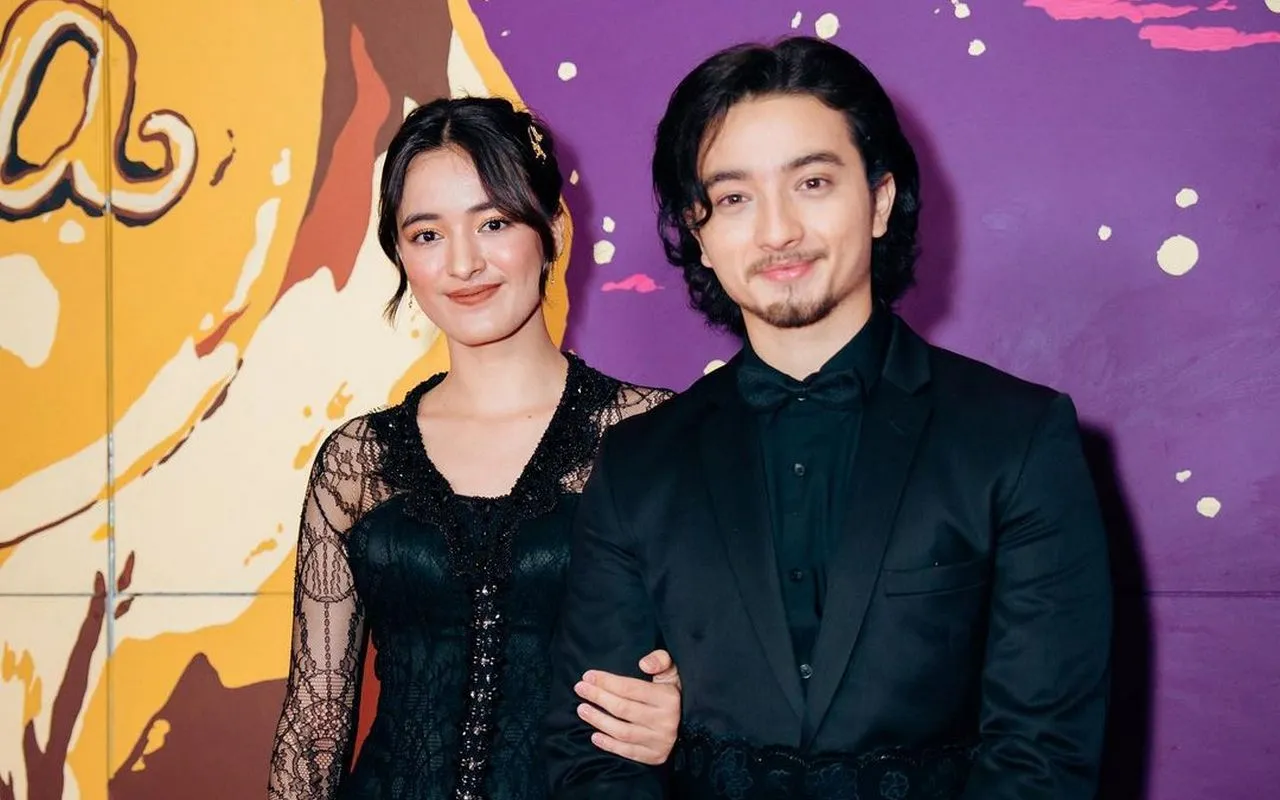 Potret Romantis Bryan Domani Lirik Mawar Eva de Jongh Bikin Klepek-Klepek