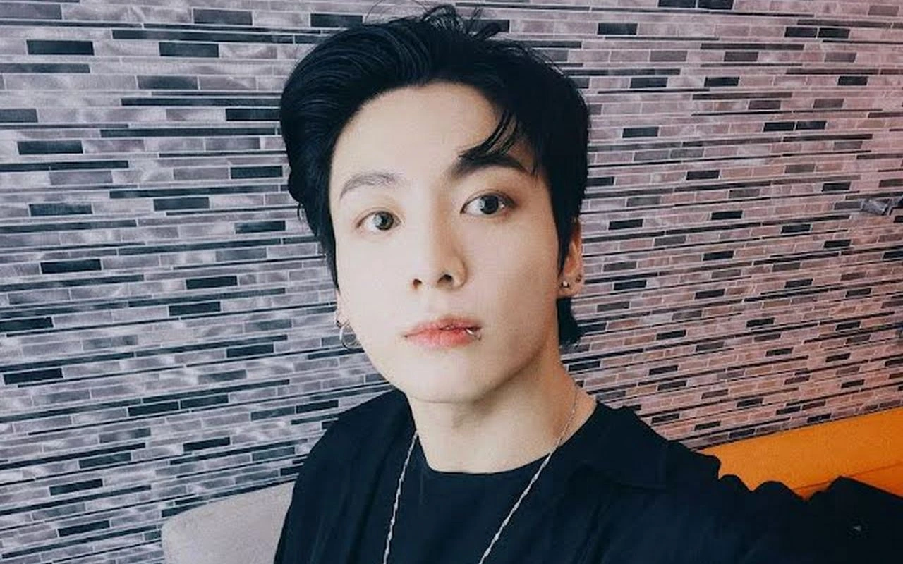 Edit Hidung Jungkook BTS Secara Berlebihan, Calvin Klein Tuai Kritik Fans