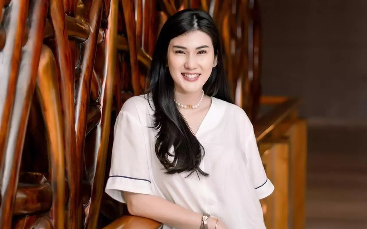 Geger Stevi Agnecya Eks Istri Samuel Rizal Curhat Disantet, Bukti ...