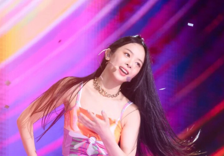 Birthday Spotlight: Happy Hanni NewJeans Day