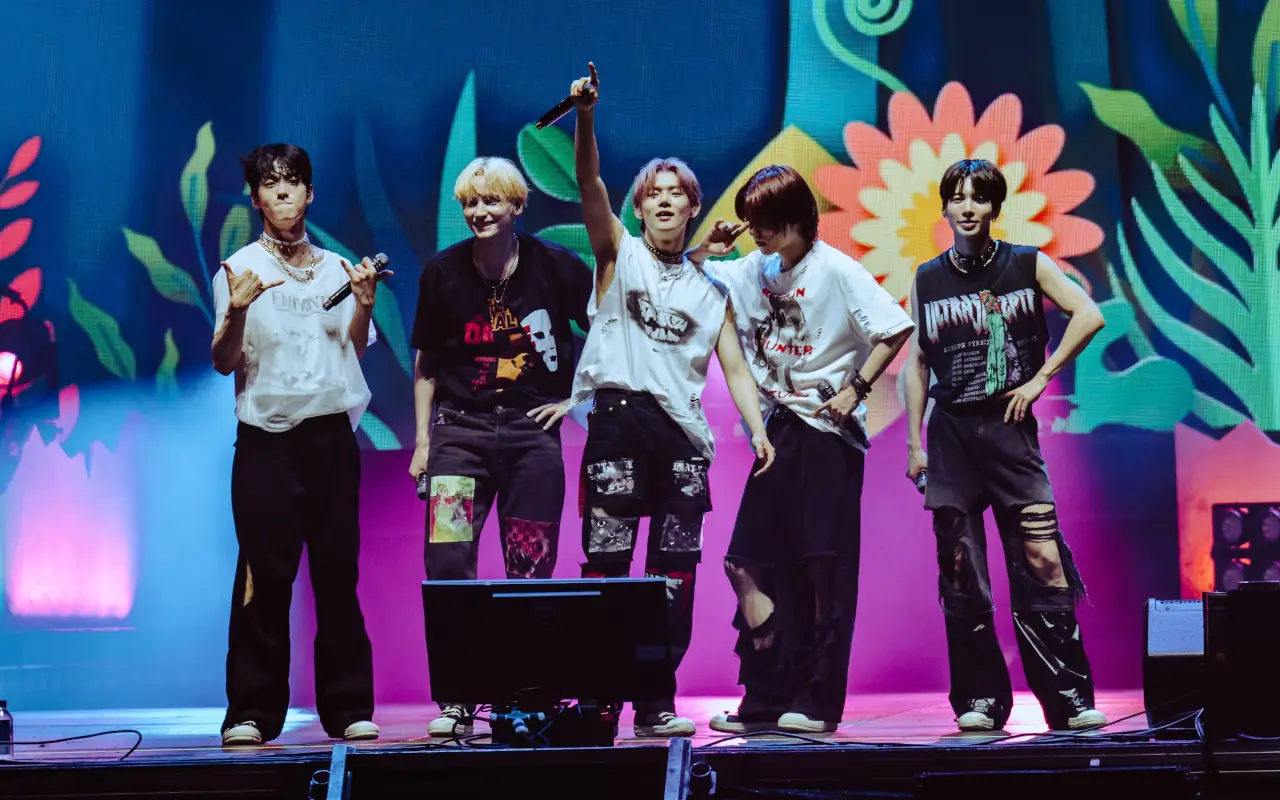 TXT Taruh Sepeda Dekat Kompor, Situasi Dorm Betulan Langgar Aturan ...