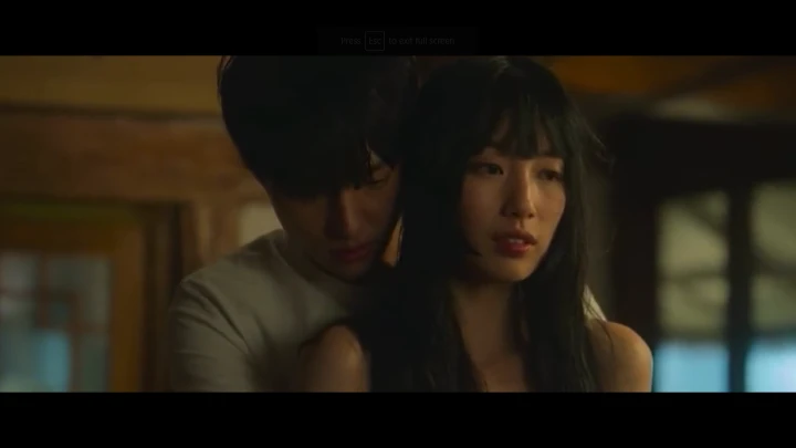 Suzy & Yang Se Jong Ciuman Hot Hingga Beradegan Intim di 'Doona!'