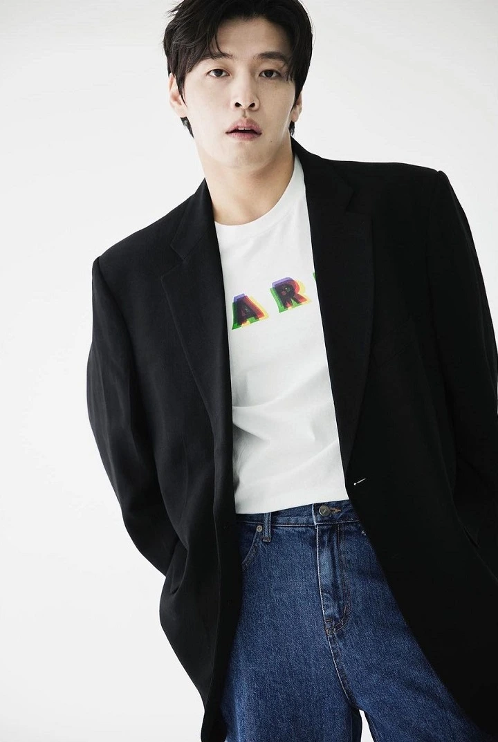 Kang Ha Neul