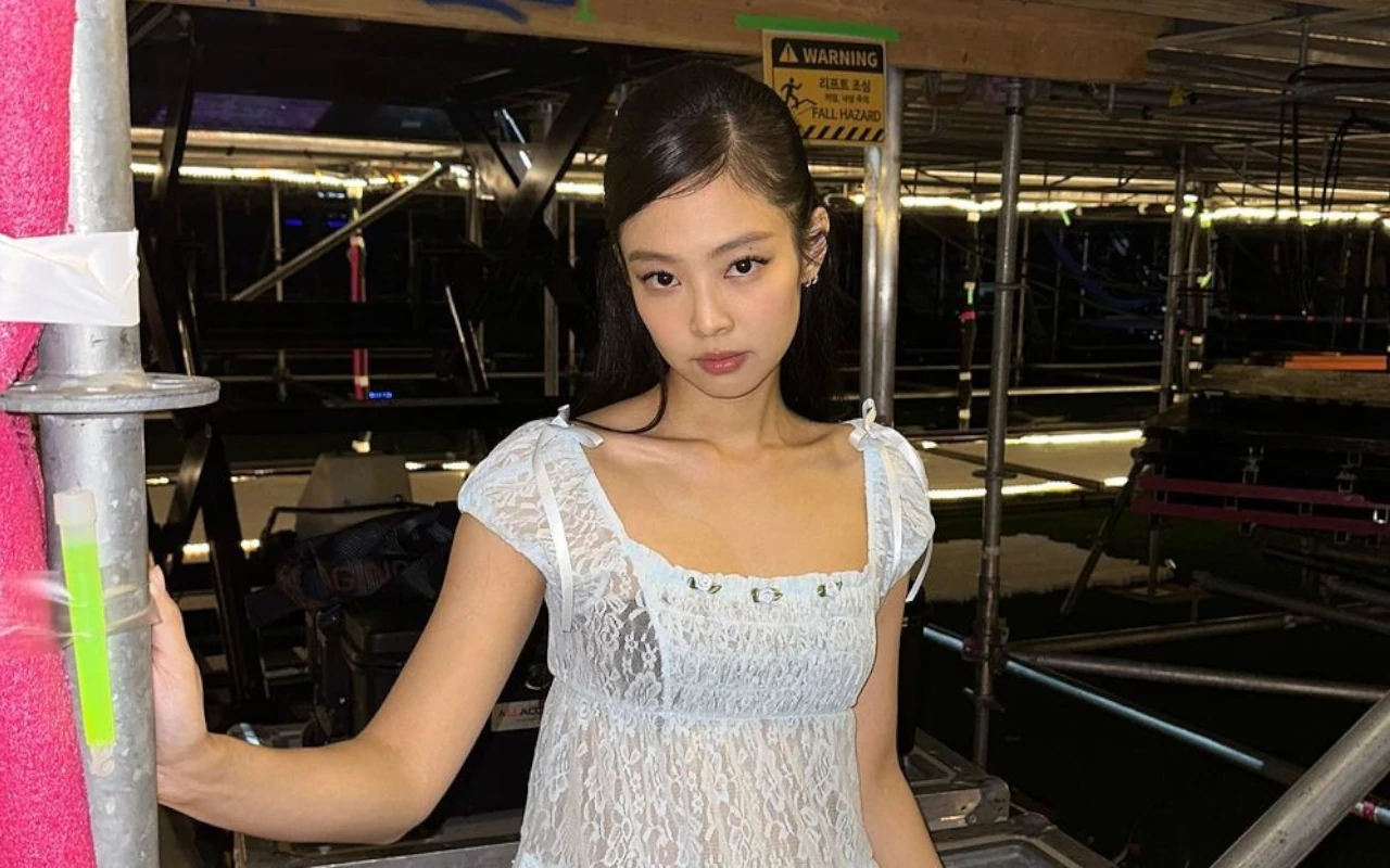 Jennie BLACKPINK Panik Usai Tak Sengaja Rusak Properti Syuting